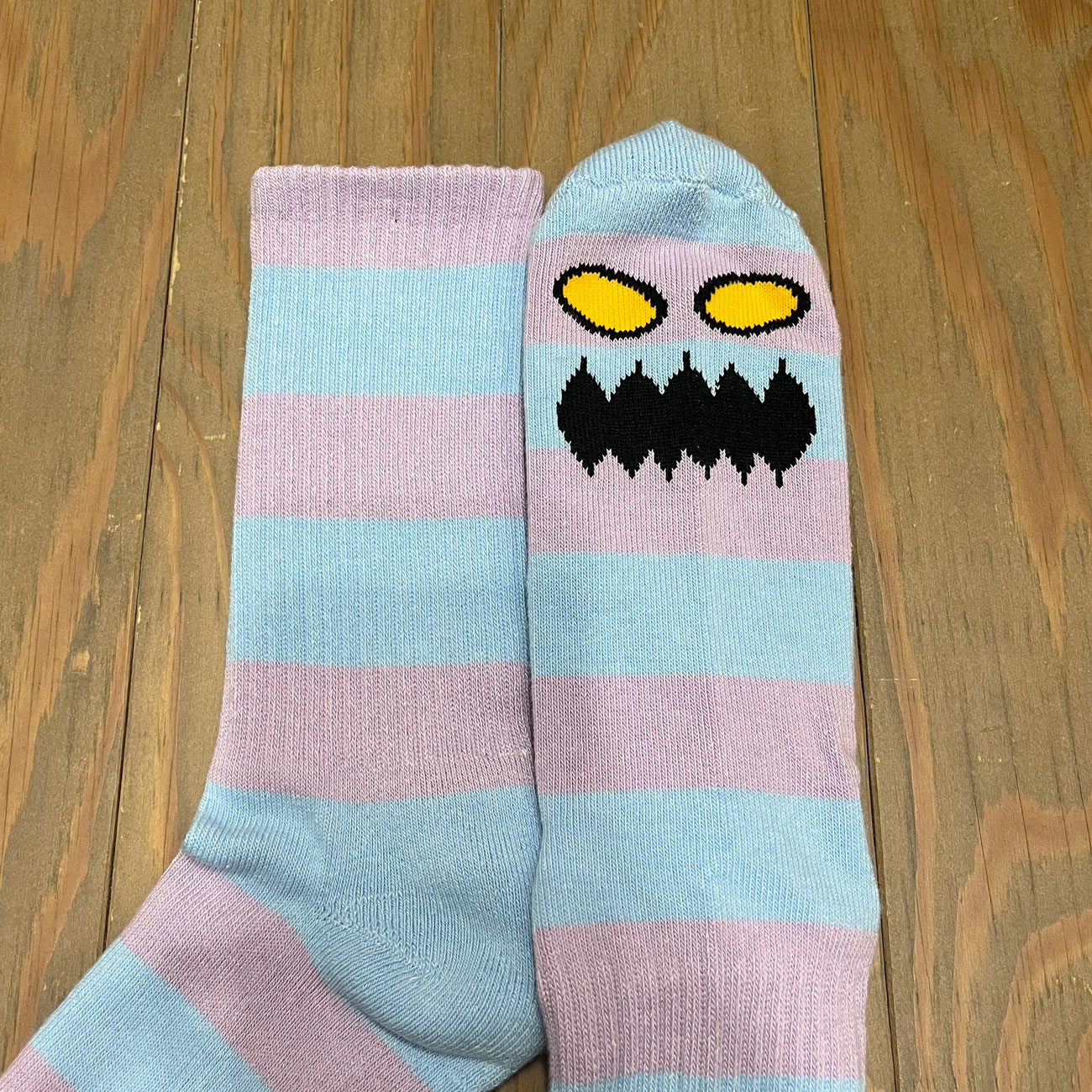 TOY MACHINE MONSTER BIG STRIPE SOX | 東京のスケートボードショップ・通販ならHIGHSOX SKATEBOARDS